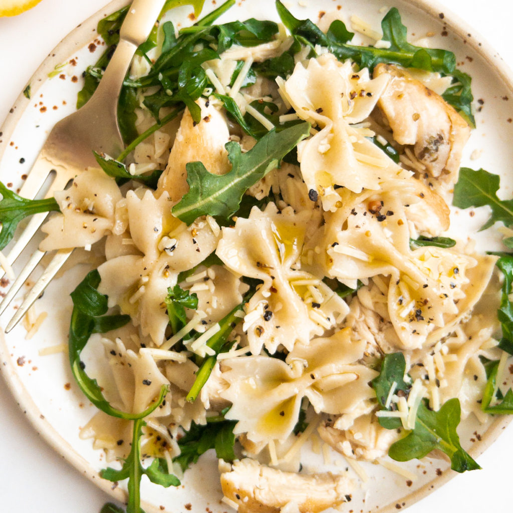 Lemony Chicken Arugula Pasta - Keeping It Holistic